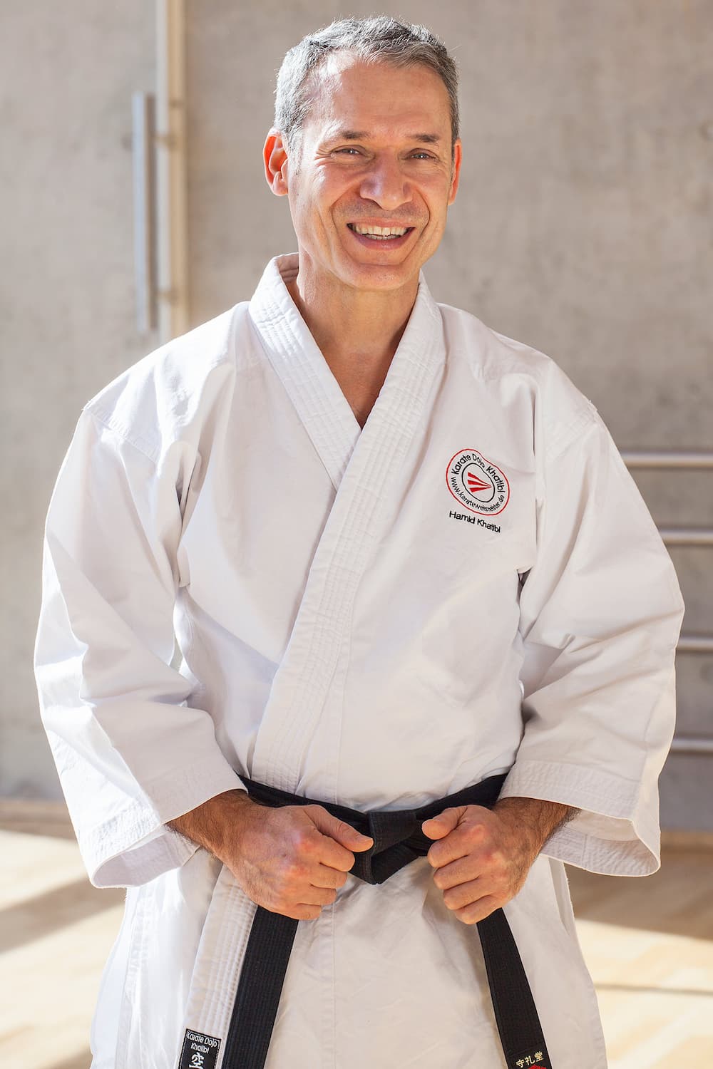 Jetzt mehr erfahren über unseren Schulleiter | Karate Dojo Khatibi